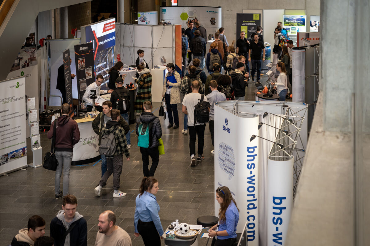 CONNECTA - Die Firmenkontaktmesse in Regensburg